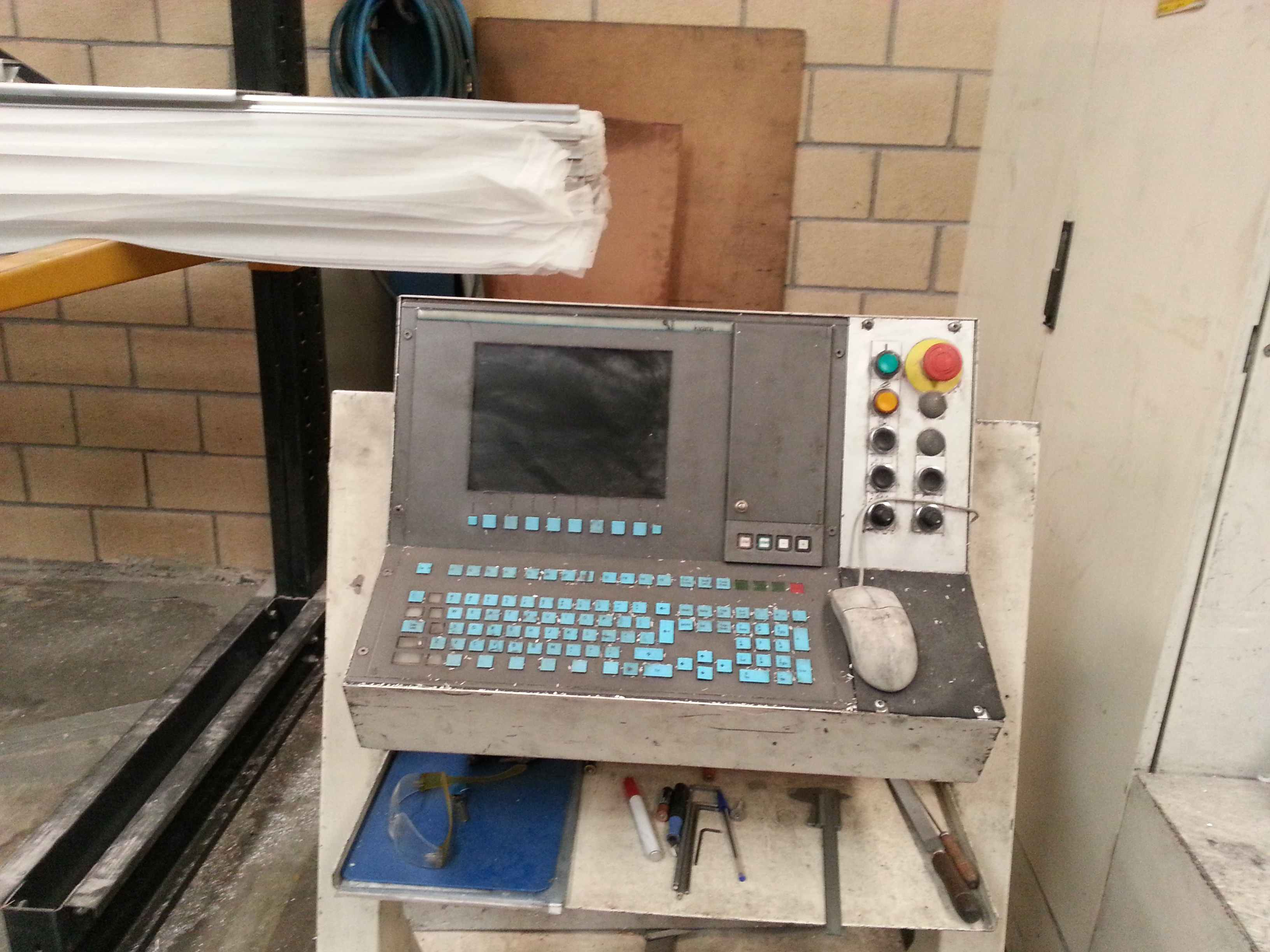 MILLING MACHINE MECAL MC302